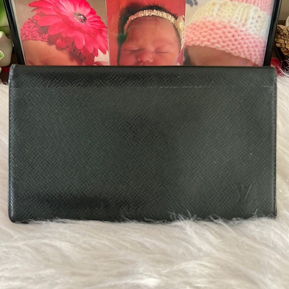 Louis Vuitton | Accessories | Louis Vuitton Taiga Agenda Notebook Cover ...